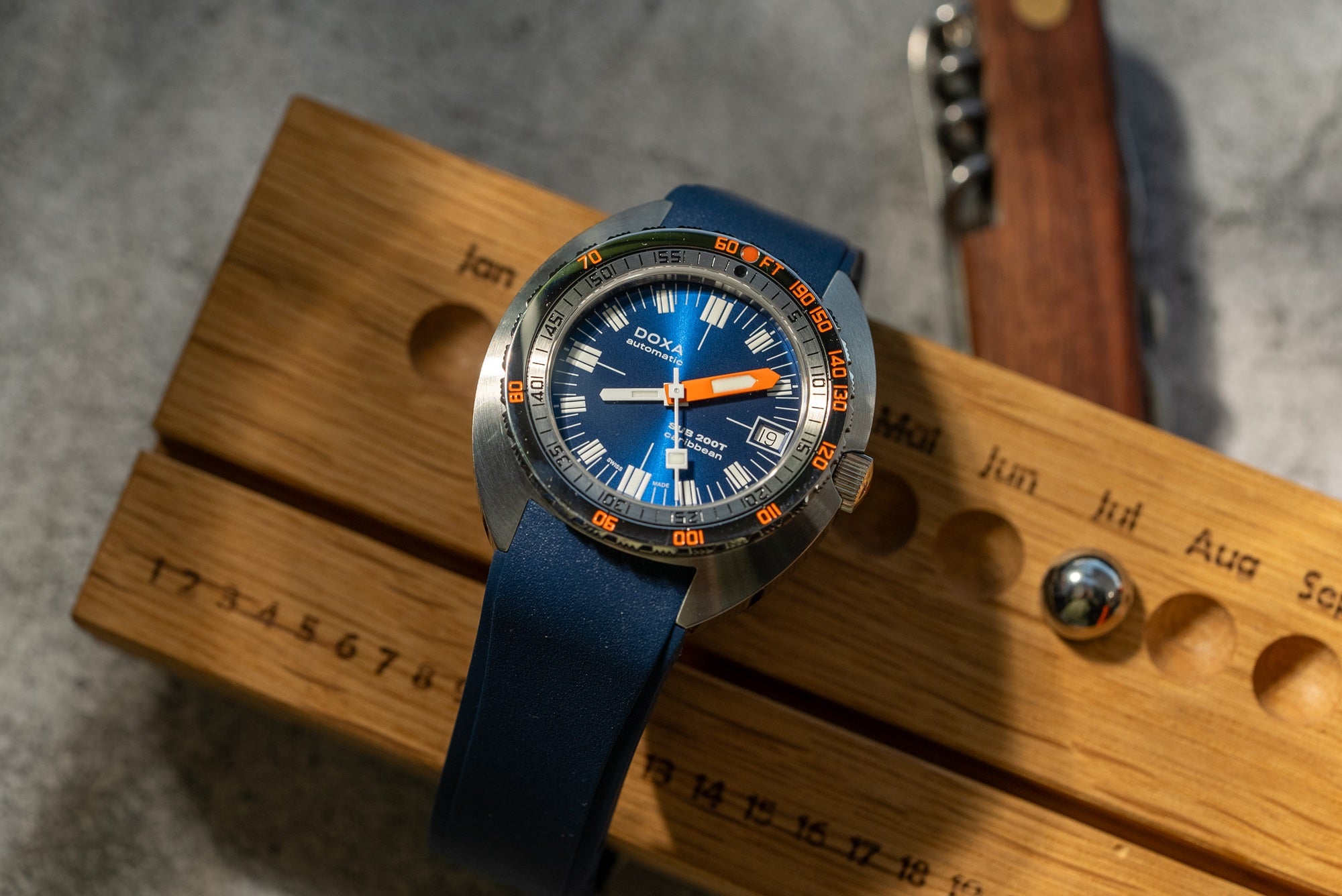 DOXA SUB 200T – Time+Tide Watches