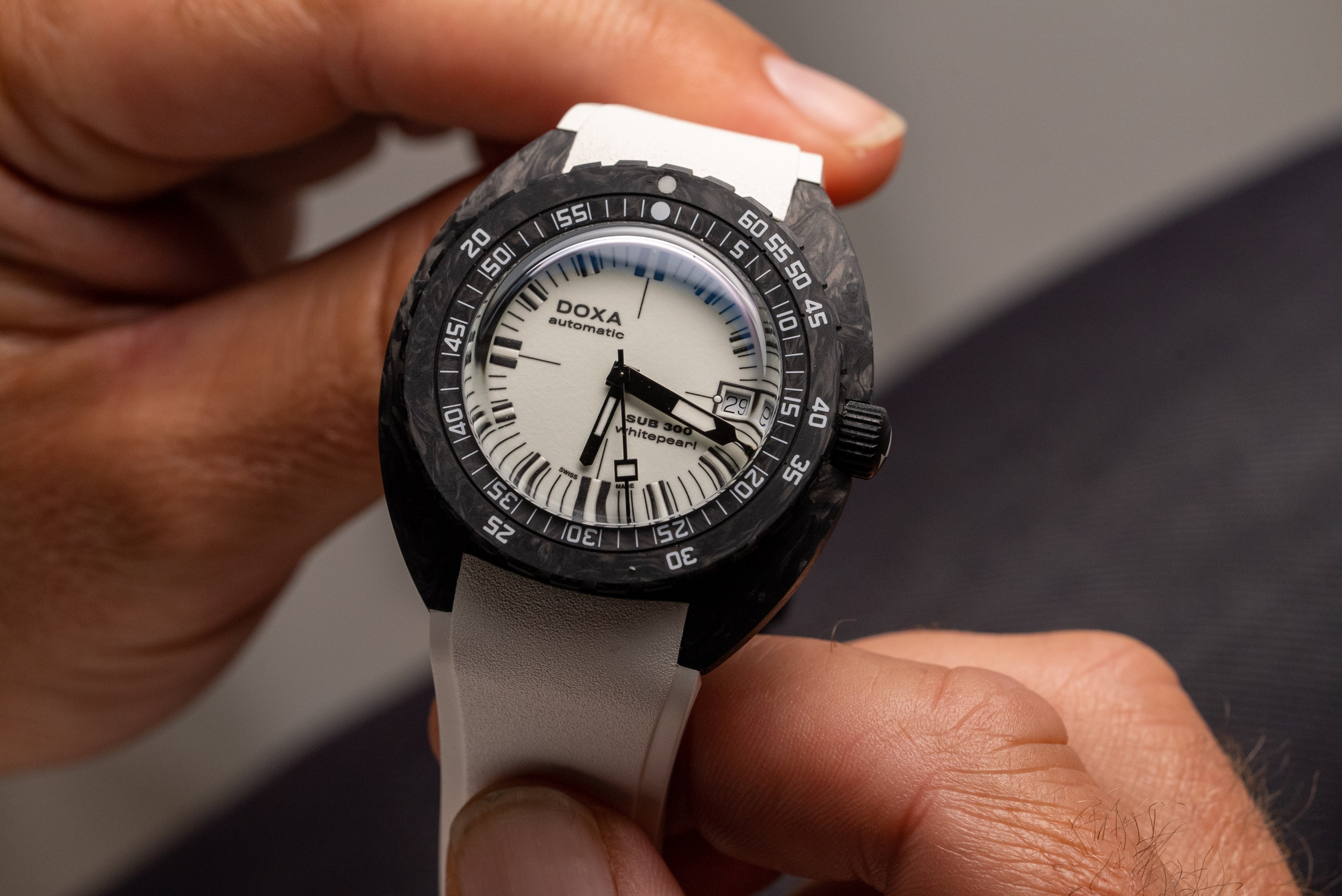 DOXA SUB 300 Carbon – Time+Tide Watches AU